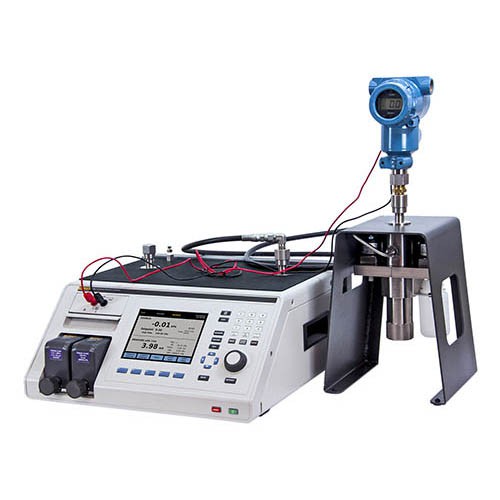 Fluke Calibration 2271A Industrial Pressure Calibrator with NPT Man...